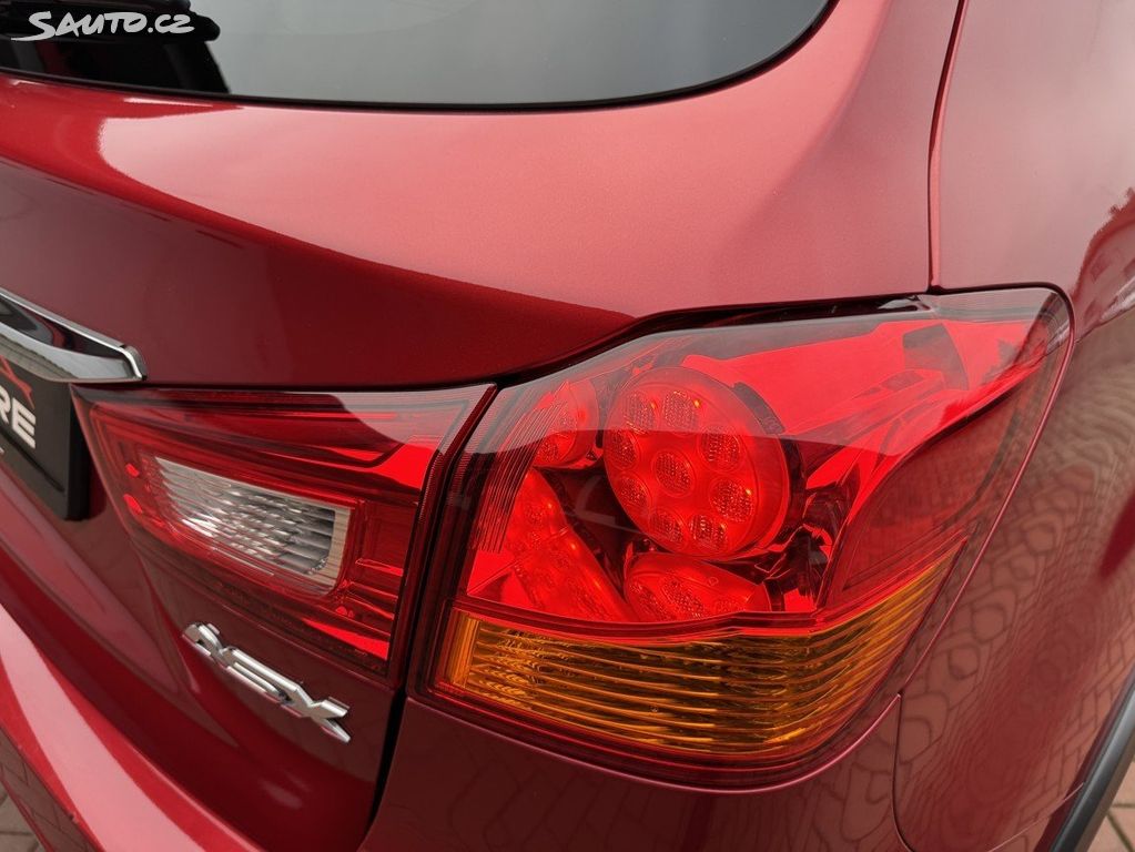 Mitsubishi ASX 1.6i Mivec Xenony Navi Kamera | Sauto.cz