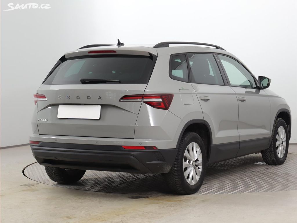 Škoda Karoq 1.5 TSI, Fresh | Sauto.cz