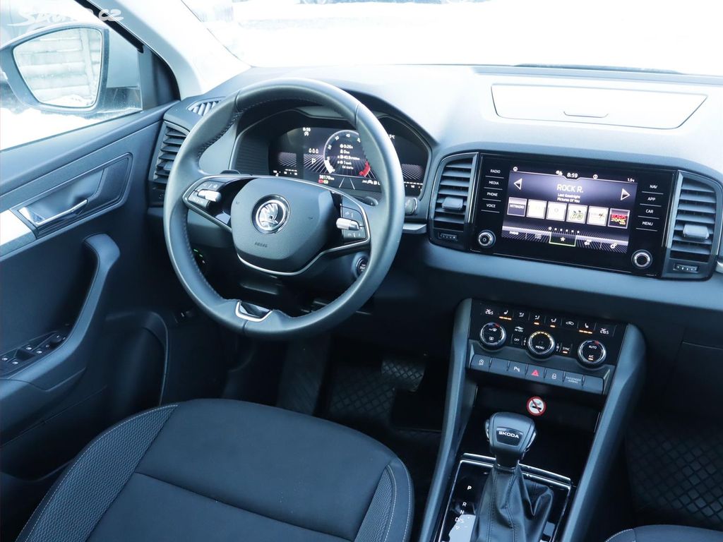 Škoda Karoq 1.5 TSI, Fresh | Sauto.cz