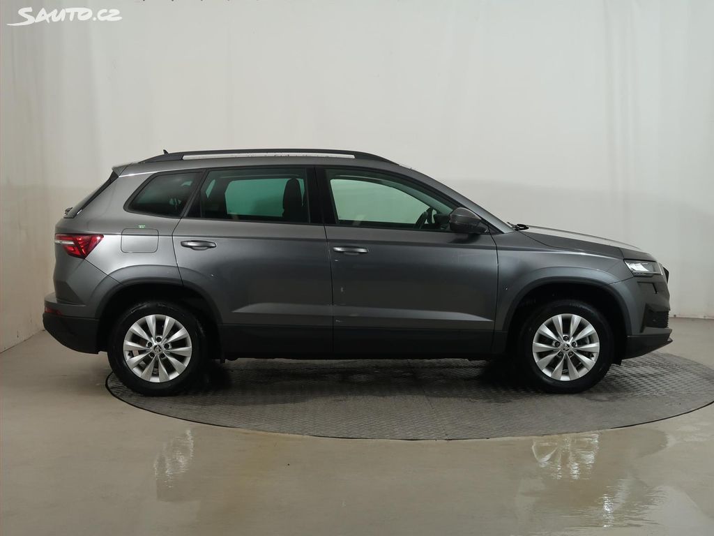 Škoda Karoq 1.5 TSI, Fresh, Automat | Sauto.cz