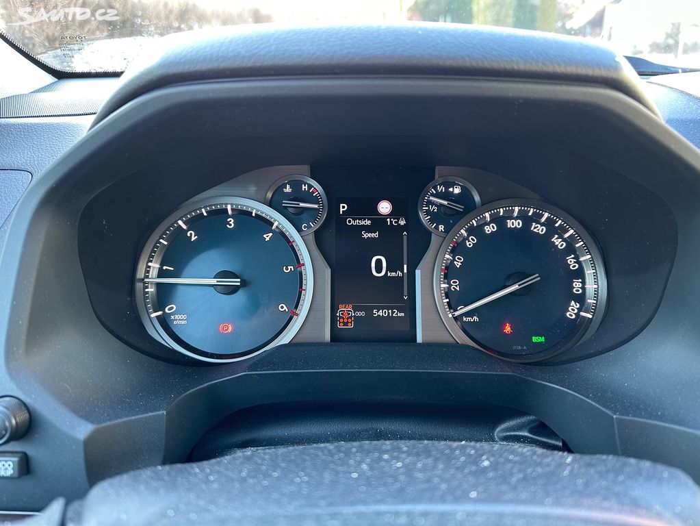 Toyota Land Cruiser 2.8D4-D 150kW, 7mist | Sauto.cz