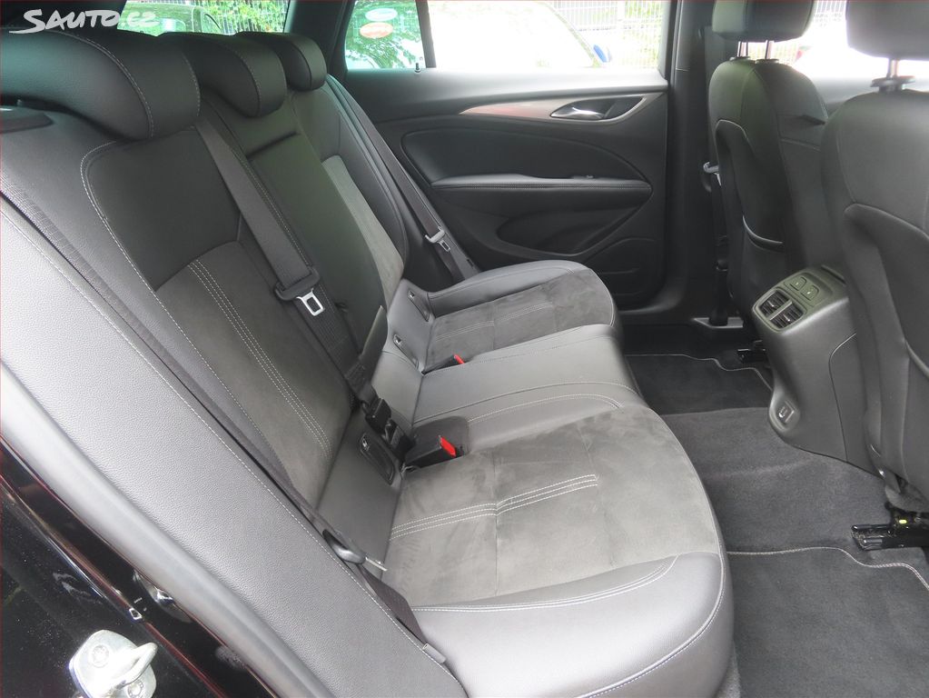 Opel Insignia 2.0 Turbo GSi, NOVÁ CENA, 4X4 | Sauto.cz