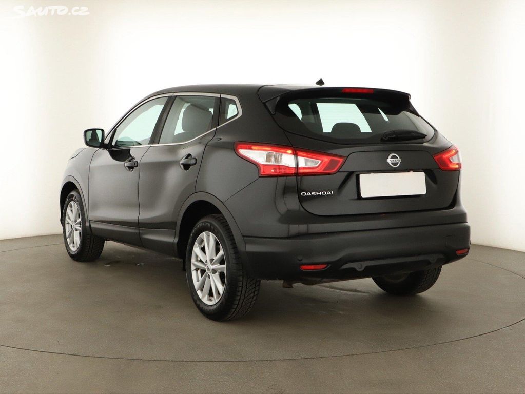 Nissan Qashqai 1.2 DIG-T, NOVÁ CENA | Sauto.cz
