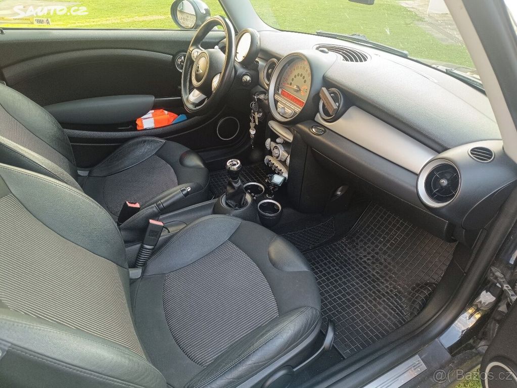 Mini Cooper 1,6 90kw | Sauto.cz