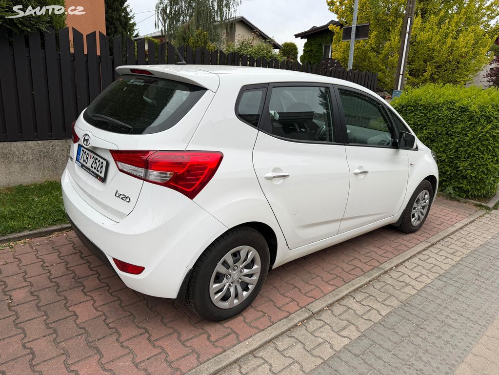 Hyundai ix20 | Sauto.cz