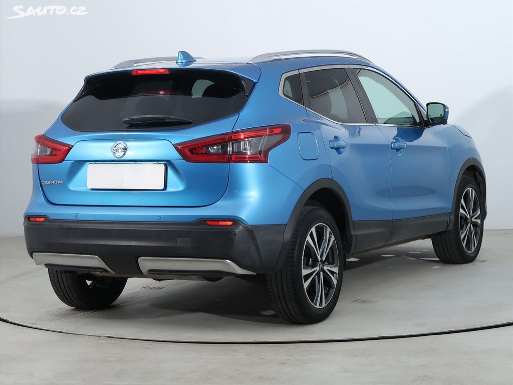 Nissan Qashqai 1.2 DIG-T, Navi | Sauto.cz